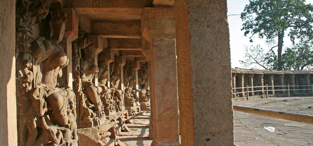 Know about Chausath Yogini Temple in Jabalpur | MP Tourism